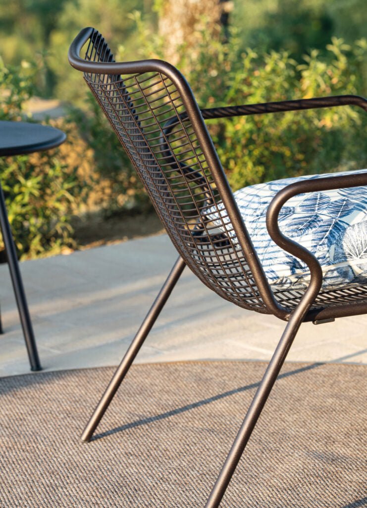 Hatch Outdoor Dining Chair - Stylish and Durable – Spaceman